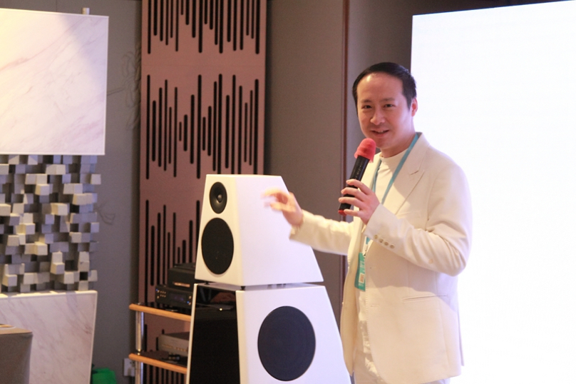 【资讯】创新与科技引领前行，影音峰荟发布英国之宝Meridian DSP8000XE新一代旗舰_动态_影音中国
